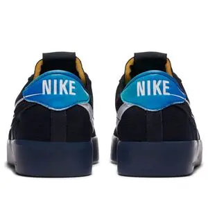 Nike Bruin React Low Top Sneakers - Blue