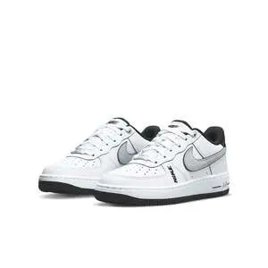 Nike Force 1 Low Lv8 Sneakers