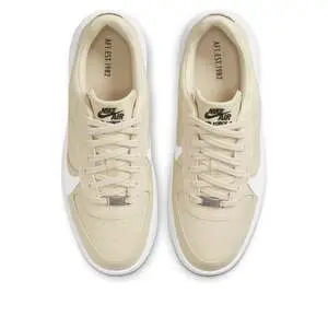 Nike Force 1 Plt.af.orm "fossil" Low Top Sneakers - Khaki/white