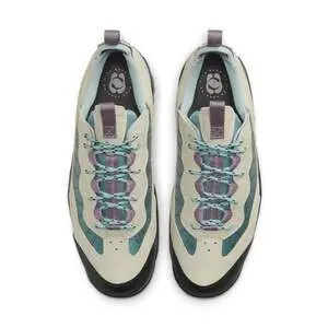 Nike X Air Mada - Cream/green