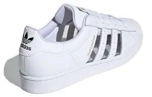 Adidas Superstar Low Top Sneakers - White/silver