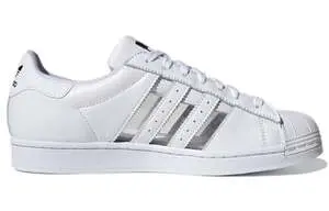 Adidas Superstar Low Top Sneakers - White/silver