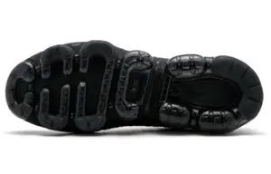 Nike Vapormax "triple " Sneakers