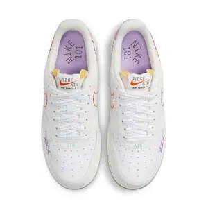 Nike Force 1 '07 Se Low Top Sneakers