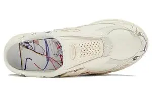 NEW BALANCE X Bryant Giles 2002r Mule "the Artists Shoe - Cream