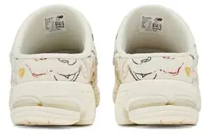 NEW BALANCE X Bryant Giles 2002r Mule "the Artists Shoe - Cream