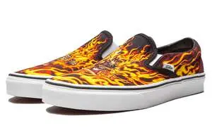VANS Classic Slip-on "samurai Rising" Sneaker - Yellow/white