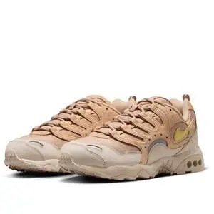 Nike Terra Humara Sneakers - Sesame/sanddrift-saturn Gold