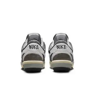 Nike X Sacai Zoom Cortez Sp Sneakers - Gray/white