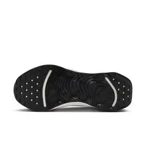 Nike Motiva Premium Sneakers - White