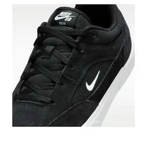 Nike Malor Sneakers - Black/black/white