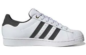 Adidas Superstar Sneakers