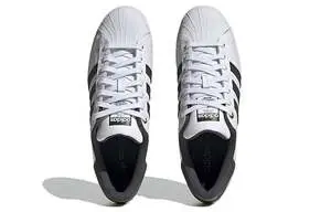 Adidas Superstar Sneakers