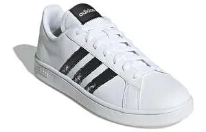 Adidas Grand Court Beyond Sneakers