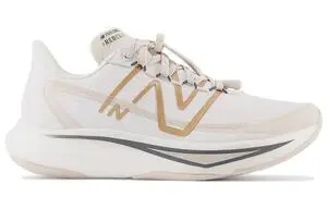 NEW BALANCE Fuelcell Rebel V3 Permafrost Sneakers - Cream/white