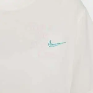 Nike Boxy T-shirt Asia Sizing