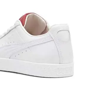 PUMA Clyde Varsity 2 Sneakers