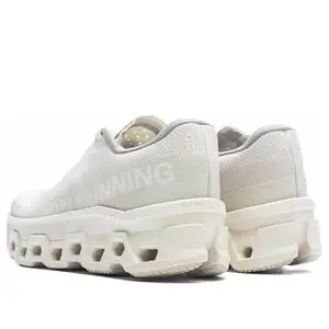On Cloudmonster 2 Sneakers