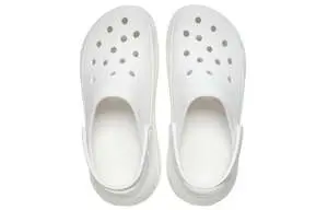 CROCS Classic Mega Crush Clog - White
