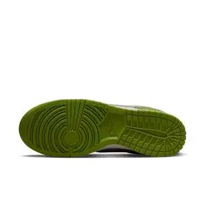 Nike Dunk Low Safari Swoosh Chlorophyll - Cream/green