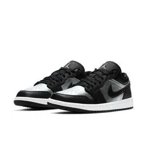 JORDAN 1 Low Se 'silver Toe' Sneakers - Black/silver