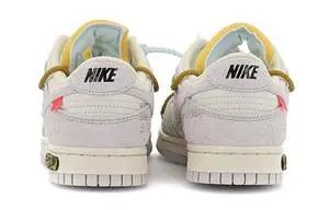 Nike Off-white X Dunk Low "lot 37 Of 50 - Gray/white
