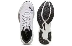 PUMA Deviate Nitro 2 Running Shoes