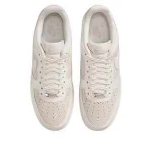 Nike Force 1 '07 Lv8 Sneakers