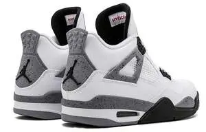 JORDAN Air 4 Retro "cement" 2012 - White