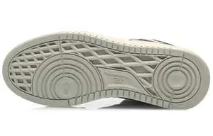 LI-NING Basketball Mid Top Sneakers