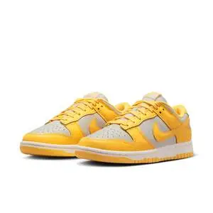 Nike Dunk Low Citron Pulse Sneakers - Yellow