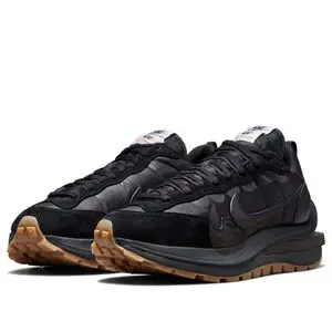 Nike X Sacai Vaporwaffle "black Gum" Sneakers - Black/gray