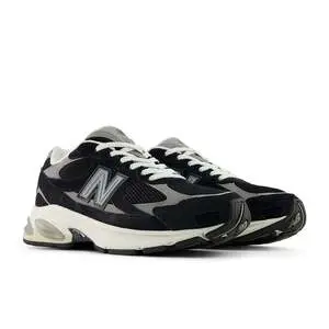 NEW BALANCE 2010 Sneakers - Black/phantom Grey