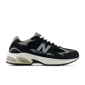 NEW BALANCE 2010 Sneakers - Black/phantom Grey