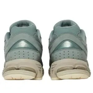 NEW BALANCE X Kith 2002r "pistachio" Sneakers - Grey/green