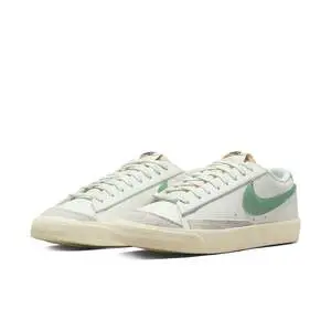 Nike Blazer Low '77 Premium 'certified Fresh' Sneakers