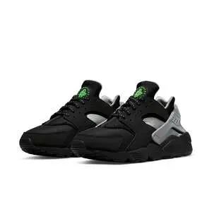Nike Huarache F22 Sneakers