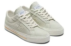 CONVERSE One Star Pro Low Sneakers - Cream