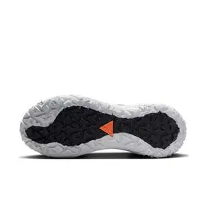 Nike Mountain Fly 2 Low Sneakers - Gridiron/black/summit White