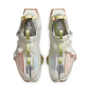 Nike Ispa Road Warrior 'volt' Athletic Sneakers - White