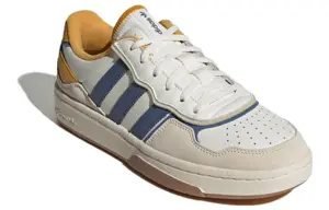 Adidas Originals Courtic Shoes - White/beige/brown