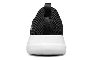 Sketchers Go Walk Slip-on Sneakers