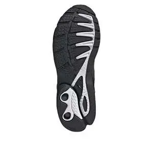 Adidas Adistar Control Sneakers - Core Black/cloud White/carbon