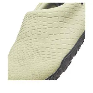 Nike Moc Premium Slip-on