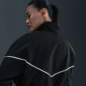 Nike Windrunner Oversized Woven Jacket