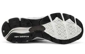 NEW BALANCE 990v3 Made In Usa Sneakers - Grey
