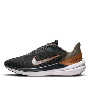 Nike Zoom Winflo 9 Running Shoes - Black/brown