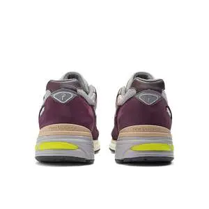 NEW BALANCE X Patta 991 Sneakers - Pickled Beet