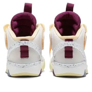 Nike Deldon Ep Athletic Sneakers - Beige