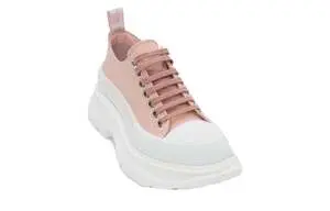 Alexander McQueen Tread Slick Low Lace Up Sneakers - Light Pink/white